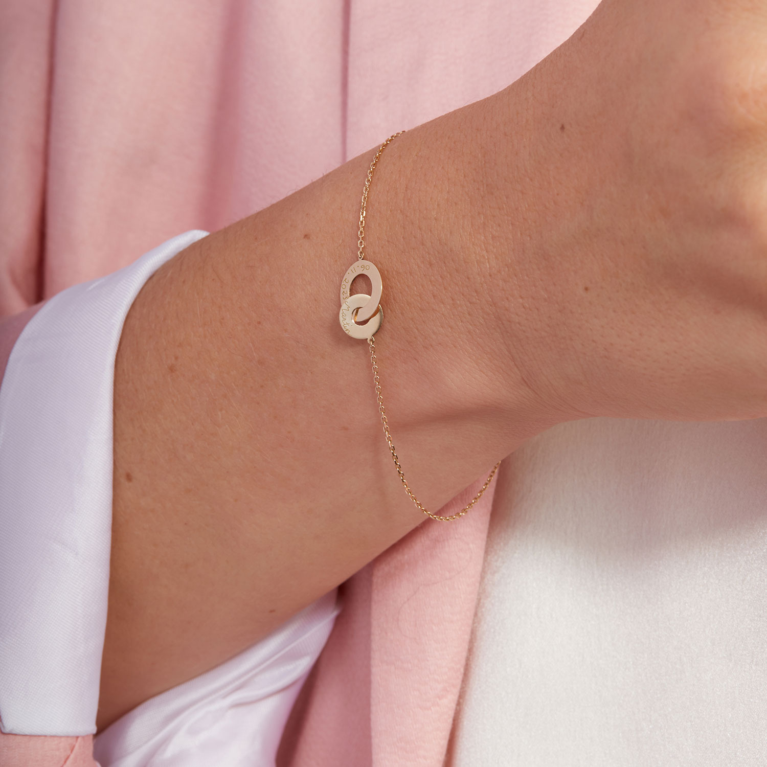 Personalised 9 Carat Gold Mini Intertwined Chain Bracelet | Merci Maman