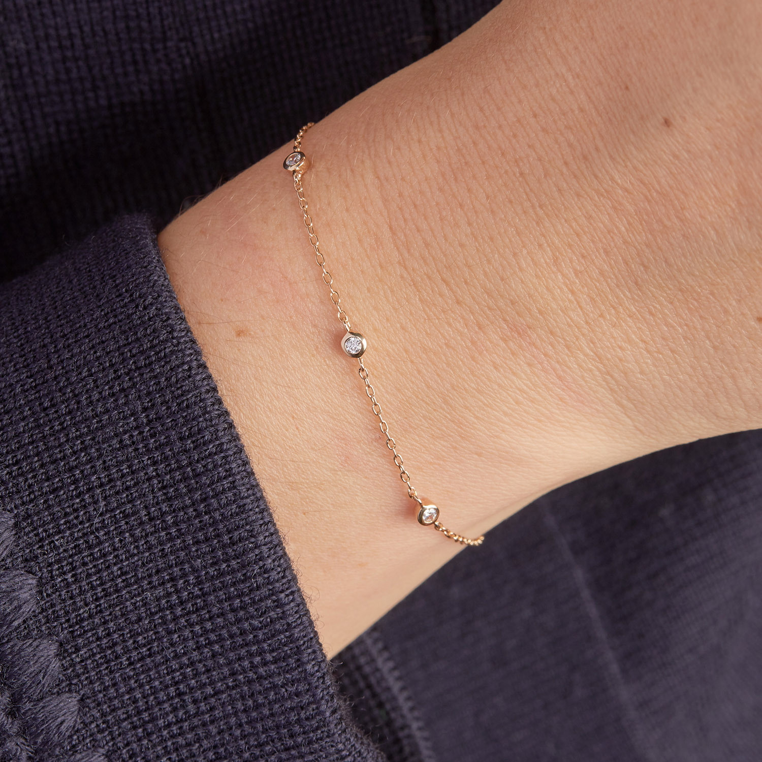 Crystal Solitaire Chain Bracelet | Merci Maman