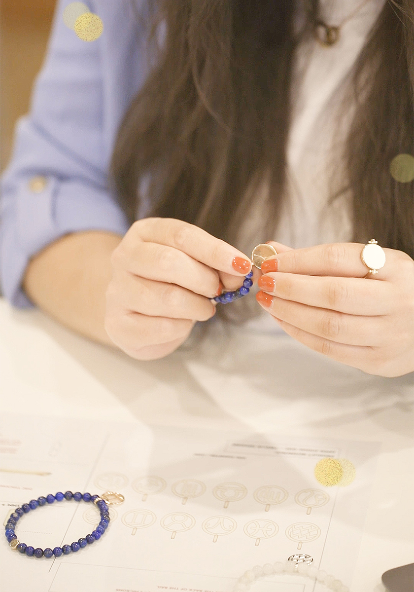 Personalised Jewellery, Engraved & Ready in 24h | Merci Maman